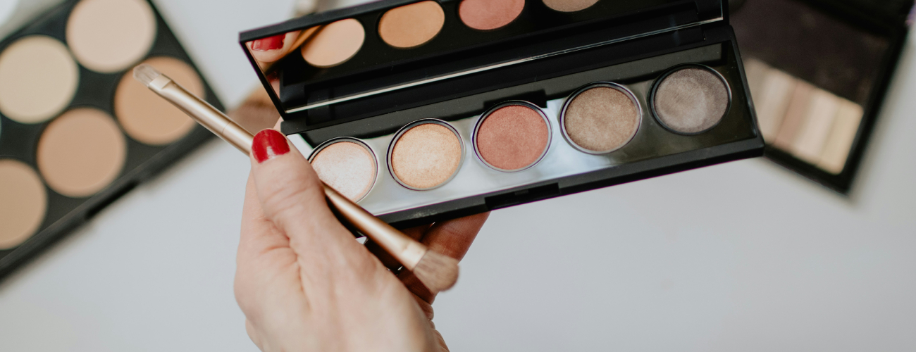 Top 9 Must-Have Eyeshadow Palettes | iShopChangi
