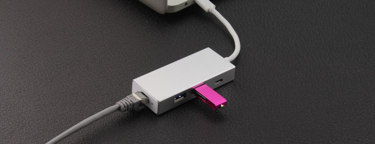 Best USB Flash Drives in 2025 | Secure & Reliable Storage | iShopChangi
